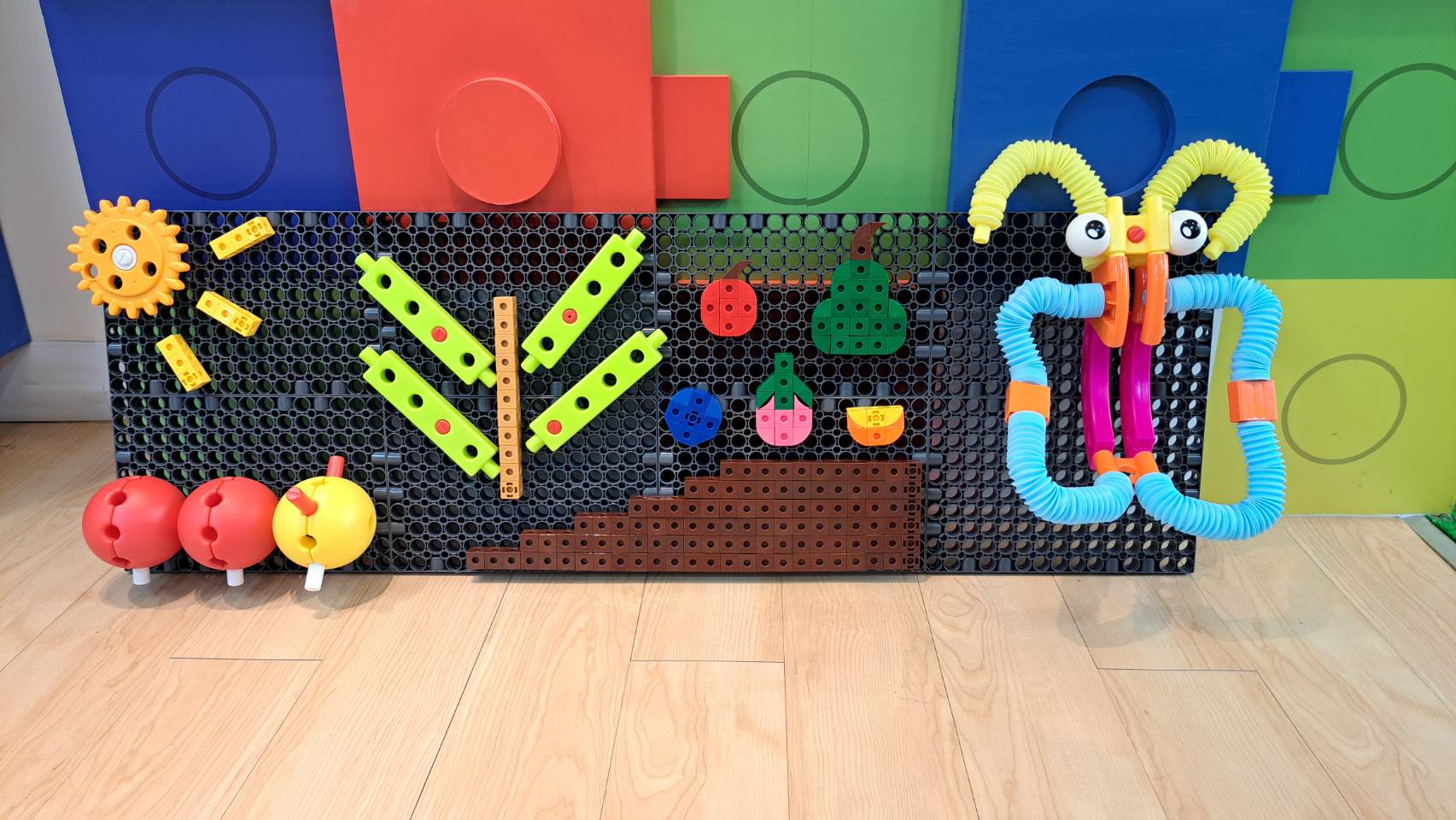 [Creative Treasure Box EP6] Build A Picture Book Block Wall! Recreate ...